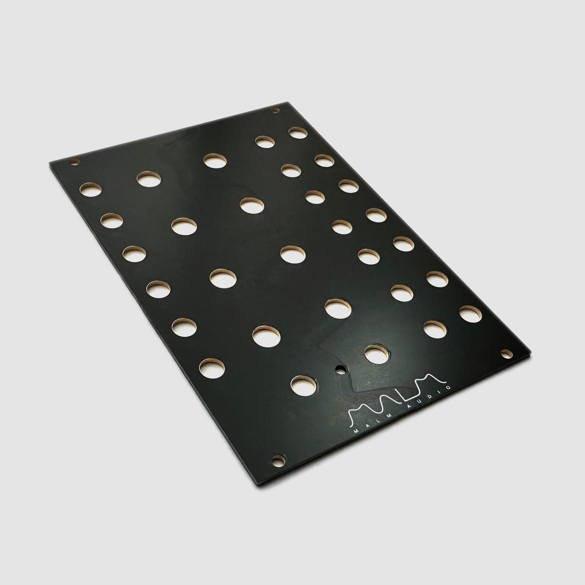 Black panel for Mutable Instruments Shelves 2 – Oddvolt - Eurorack ...